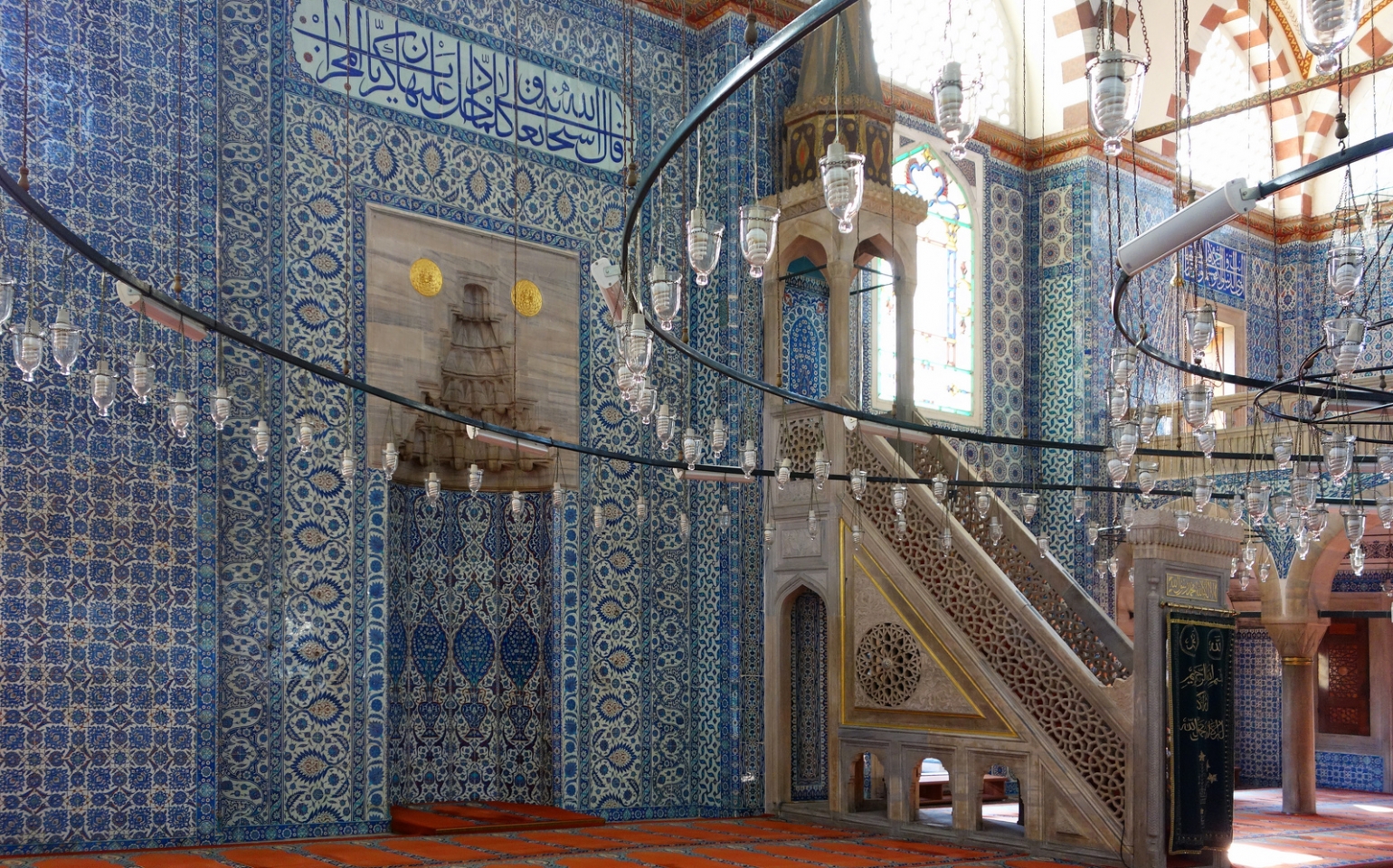 Allamah Lakhnawis view on the language of Jumuah sermon | Islamic Portal