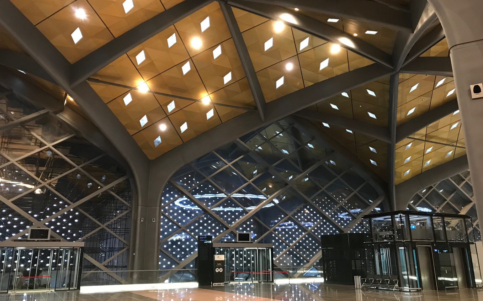 Crossing Miqat without Ihram due to Makkah travel restrictions and what ...